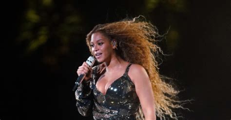 Sc할리우드 팝의 여왕 비욘세 데스티니 차일드and제이지와 공연