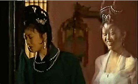 梁丽版封神榜 为什么要露点呢 知乎