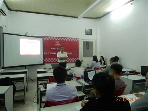 Khai giảng khóa Lập trình Web với PHP MySQL PH iViettech iViettech