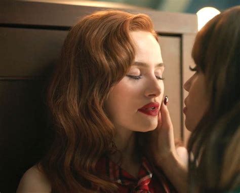 Pin De M En Cheryl Blossom Esthetic Celebridades Pelirrojas Mujeres