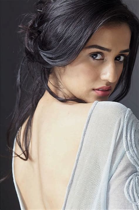 Disha Patani Backless Pic R Dishapatanifap
