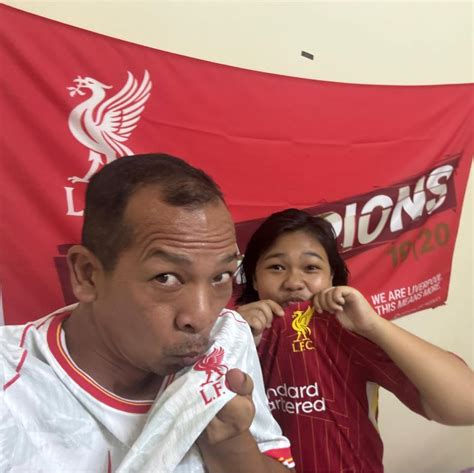 Feena เสื้อผ้ามือสอง 17เปิดที่ 150 บ บิดขั้นต่ำ 20 บหรือมากกว่าลง