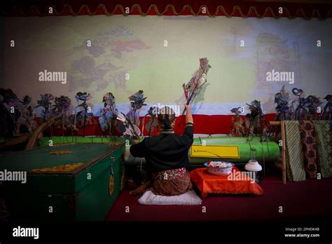 Wayang Kulis Oder Schattenpuppen Aus Java Indonesien Puppenspiel Von
