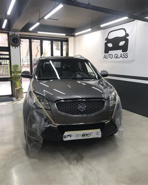 서울오토글라스 쌍용자동차 코란도c앞유리교체 열선불량 쇼트로 인해 파손된 코란도c 앞유리 교체