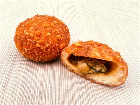 【513bakery】12月は、サンタパンやピザ、パーティーサンドなど、クリスマスを彩る「クリスマスパンフェア」を開催！また、志摩市産の食材を使った『パンで旅する志摩 しまパン第4弾』が新登場