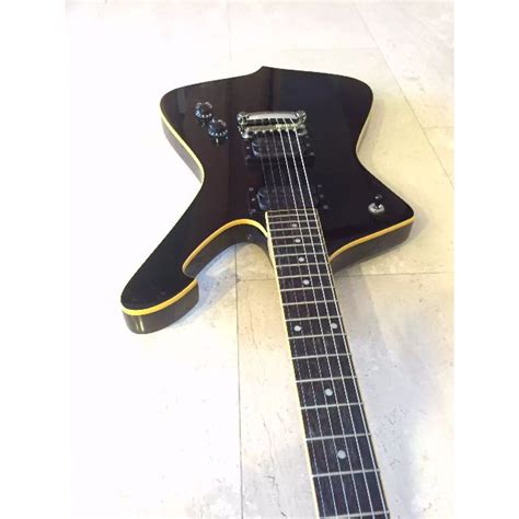 Ibanez Iceman Ic300 Made In Korea Hobbies And Toys Music And Media Music