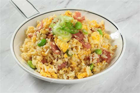 Premium Photo Yakimeshi Japanese Fried Rice With Egg Beef Peperoni