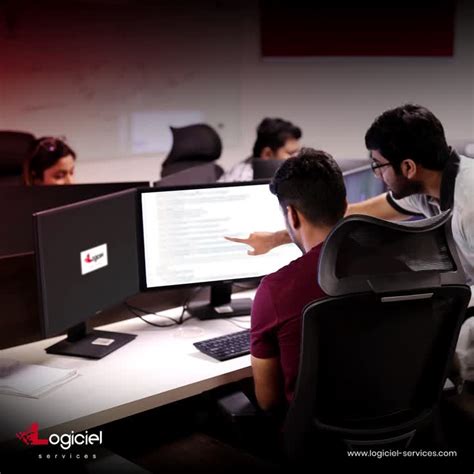 Logiciel Services On Linkedin Programmersday Codelife Behindthecode