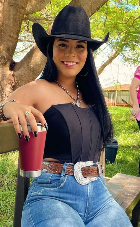 Pin De Jorge Alberto Gutierrez Cedill En Vaqueras Estilismos Vaqueros