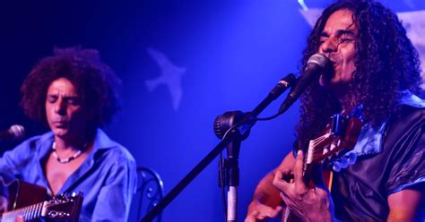 Valmon Agita A Lapa Com O Show Discografia”