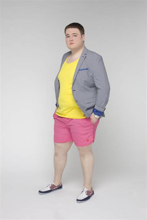 9 Plus Size Cuties Share Tips For Androgynous Style — Qwear Fashion