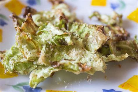 Cabbage Chips A Very Low Calorie And Delicious Snack Preparation
