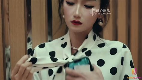 Female Staff Hot Spring Encounter Seduce Boss With Passion And