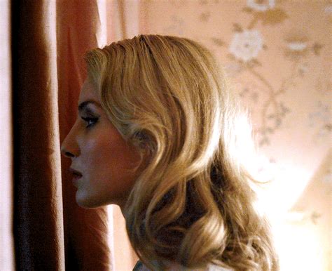 Annabelle Wallis As Muriel Wright In ‘fleming Tv Annabelle Wallis