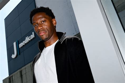 Mesin Gol Baru Juventus Jonathan David Yang Muda Kuat Dan Tahan Tekanan