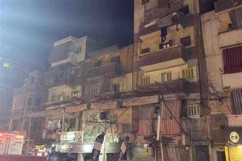 إصابة ربة منزل سقطت عليها شرفة عقار في مينا البصل غرب الإسكندرية صور
