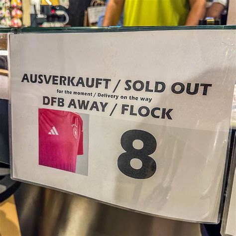 کیت دوم آلمان با نام کروس دیگر موجود نیست طرفداری