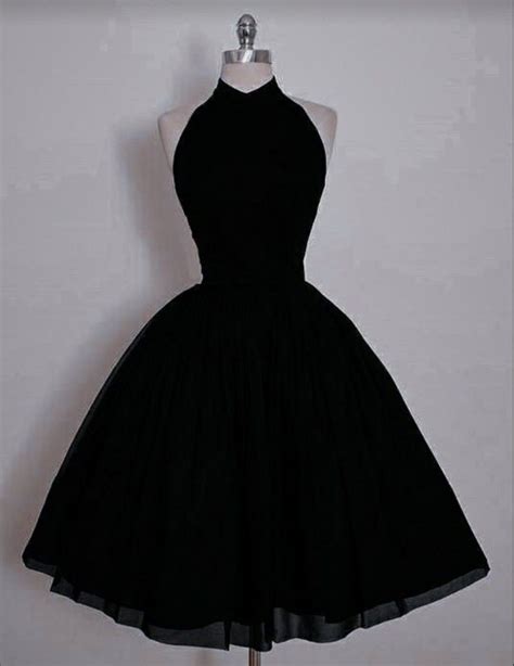 Pin By Twinkle 🖤💗 On Treanding Ideas 🖤💗 In 2024 Black Dresses Classy