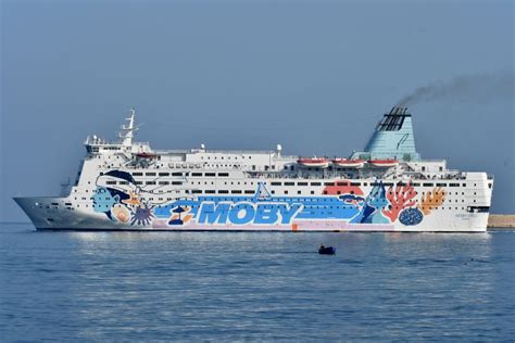 Ms Moby Orli 1986 © Foto Nikos Thrylos