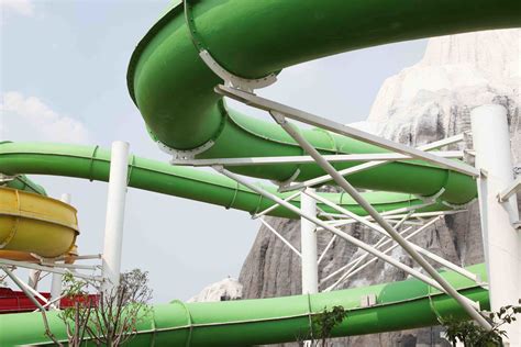 Green Big Commercial Pool Water Slides For Theme Park Backyard Water