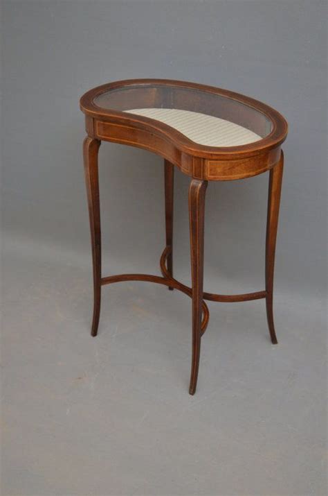 Edwardian Kindey Shape Display Table Bijouterie Table