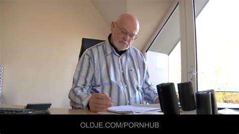 Young Marylin Is Evaluated By Her Old Boss Free Sex Video Redtube