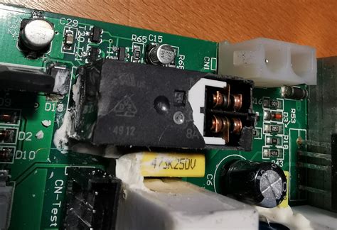 Markbass Minimark 802 What Is That Relay Badcaps Capacitor Search Engine