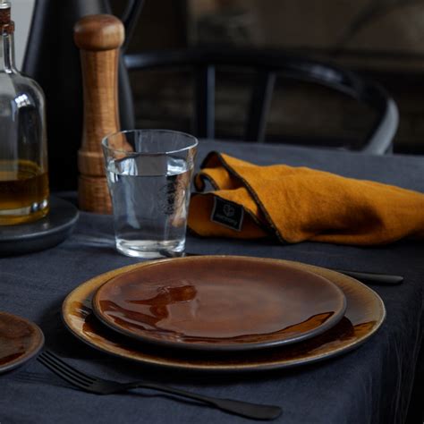 Dinner Plate Roda