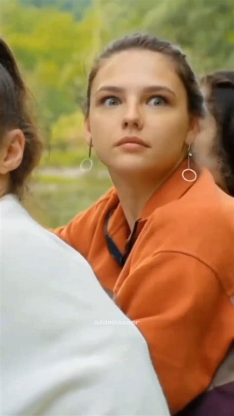 Slidebazaar Powerpoint Templates Tutorials Follow For Powerpoint Tutorials 🤓 Powerpoint