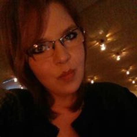 Stream Aileen Lux Music Listen To Songs Albums Playlists For Free