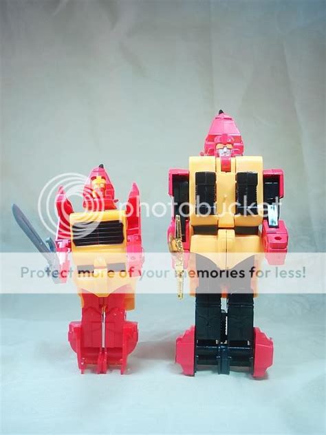 Downscaled Transformers Generation 1 Predaking Knock Off Transformers