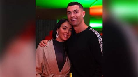 خراب تعلقات کی خبروں پر کرسٹیانو رونالڈو کی گرل فرینڈ کا بیان سامنے آگیا