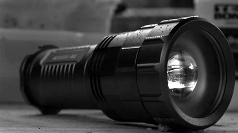 How To Choose The Right Battery For Your Flashlight And Headlamp
