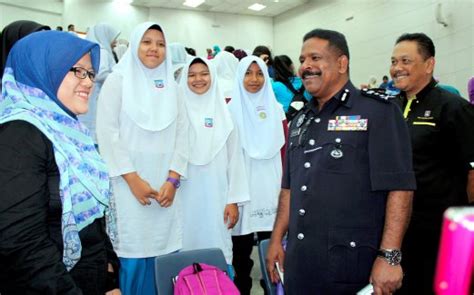 Gambar Perempuan Melayu Remaja Bogel