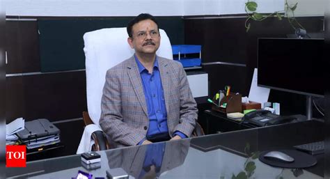 Sanjay Kumar Jain Takes Charge Of Irctc Cmd Times Of India