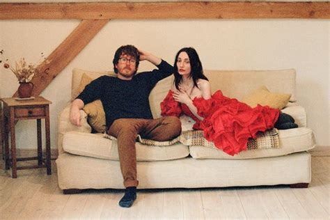 King Hannah Regresan Rozando El Spoken Word Más Reflexivo Con La Nueva