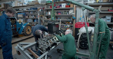 National Motor Museum Engineers Complete Engine Rebuild In Sunbeam
