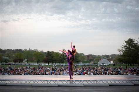 Tour Support — Ballet Des Moines