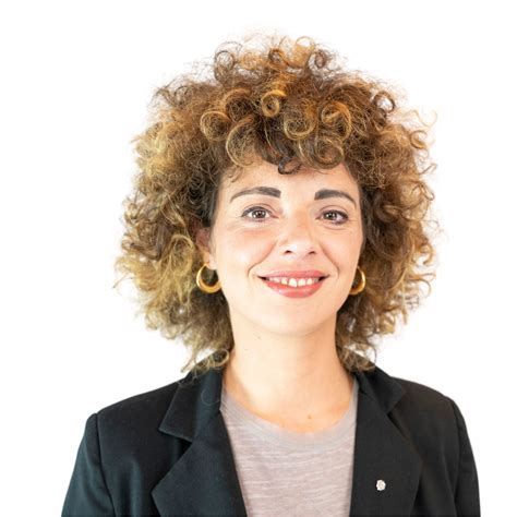 Sabrina Longo Medium