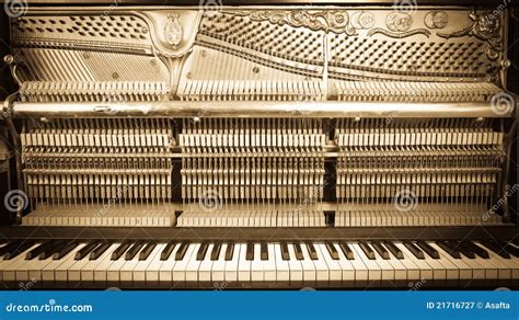 Piano Open