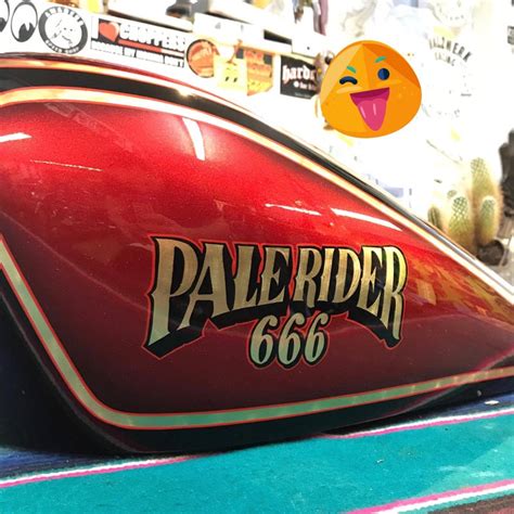 Es Wird Wieder Am Lack Geleckt Lecker Candy