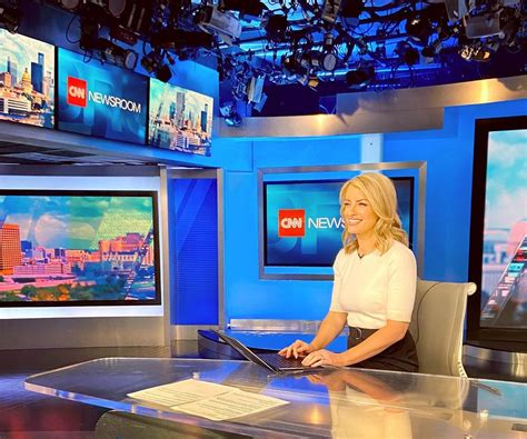 Amanda Hari New Fox In The Morning Photo Now Im Realizing I