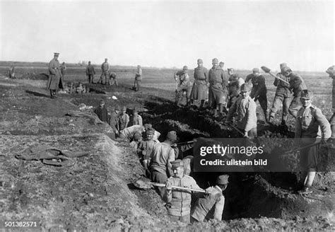 Austro Hungarian Soldiers Build Defensive Positions Group Of News