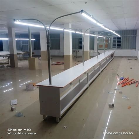 Line Production Table Wiring Model Size 8 X 2 X 25 At ₹ 10500piece