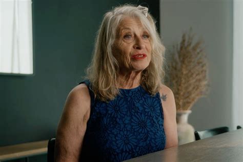 Martha Stewarts Former Inmates Recall She Smuggled Food In Prison To Bake