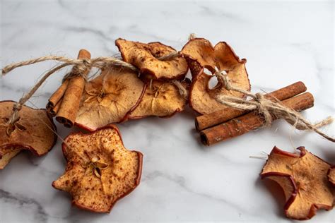 Dried Apple Garland With Cinnamon Sticks The Art Of Cottagemaking
