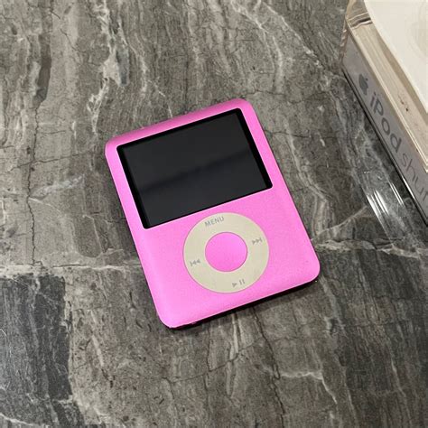 Ipod Nano Hot Pink Special Edition 8gb Elektronik Audio Di Carousell