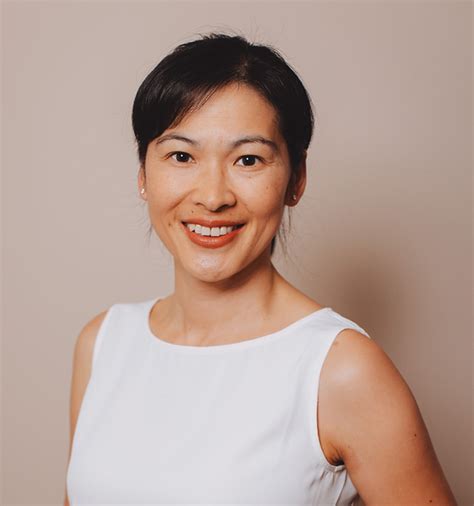 Dr Averil Tse Endodontist