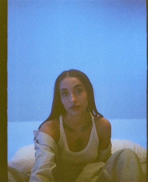 Pin By Marina Demarco On Maria Becerra Maria Singer Artwork