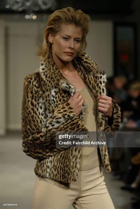 A Model Walks Down The Runway At The Fall 2004 Dana Buchman Show In News Photo Getty Images